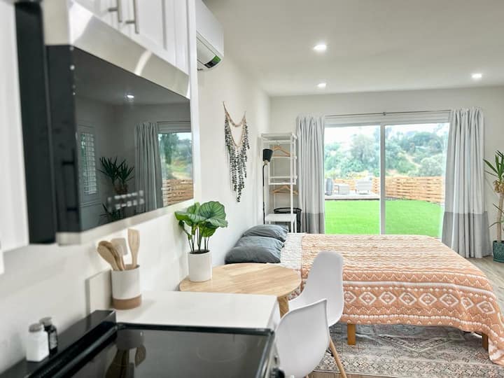 Views From Bed! *Stylish* Oasis Above Golf Course - Chula Vista, CA