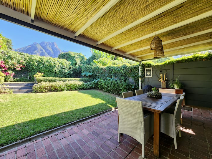 Superbly Situated. Perfectly Peaceful Cottage - Goodwood