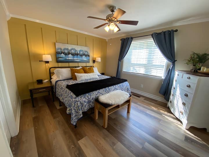 Pretty, Peaceful, Safe & Well-equipped & Near Jsu - Jacksonville, AL