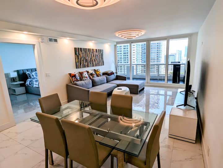 2-bedroom Apt W/biscaynebay View - Miami, FL