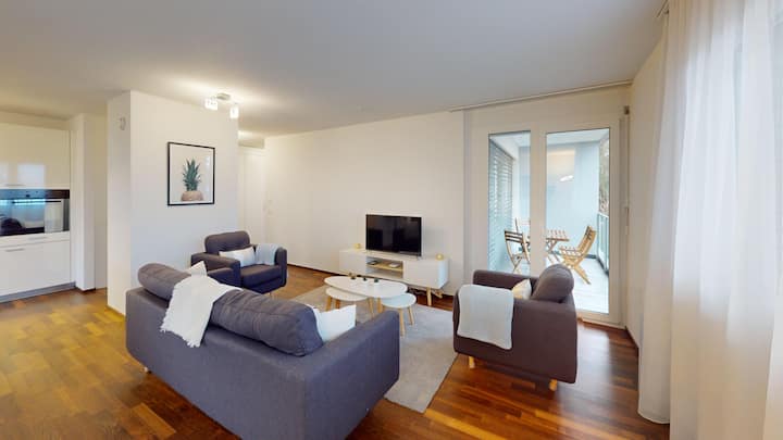 Spacious 3-bed Apt W/balcony, Parking, Near Lake! - Morges
