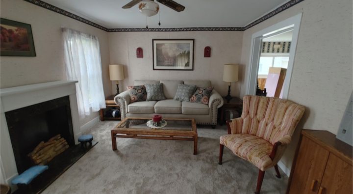 Entire Home - Near Downtown - 5 Beds - Sleeps 10 - Canandaigua, NY