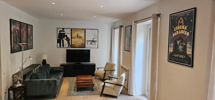 Cozy Apartment In The Best Location - Madrid