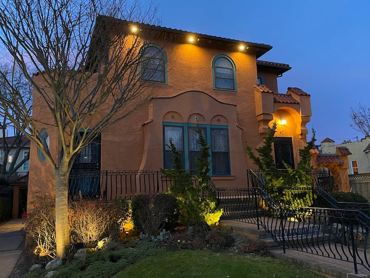 Beautiful 2-bedroom/2 Bath Apartment In Long Beach - Lido Beach, NY