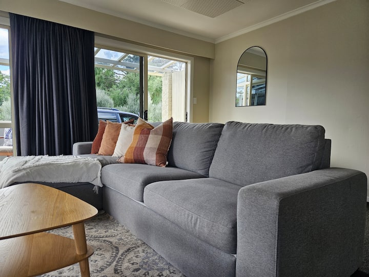 Peaceful Home Close To Town Center - Te Anau