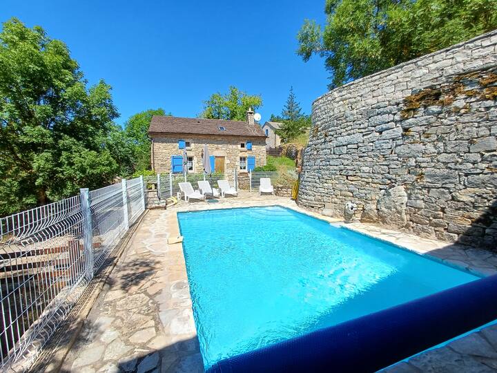 Le Cazal-gîte De France-piscine Chauffée - Parc national des Cévennes