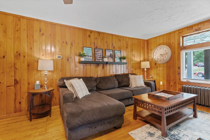 Mqt 3br Close To Ski/bike - Enjoy Prime Location! - Peninsula, MI