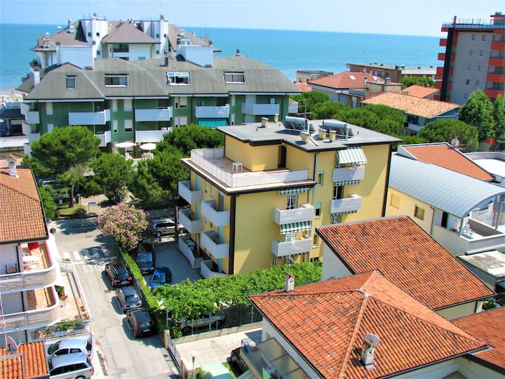 6-bed Apartment Near Beach & City Center - Lignano Sabbiadoro