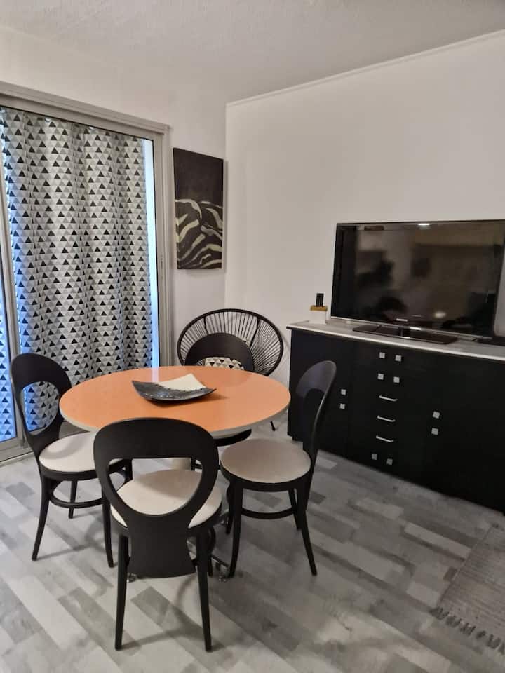 Grand Studio Avec Véranda - Stationnement Sécurisé - Argelès-sur-Mer