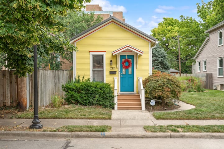 Yellow Bird Cottage; Cozy, Clean, Downtown - Dayton, OH