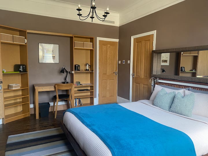 Modern Private Studio Room - Barnet