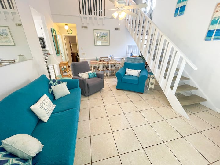 Pcb Retreat | Pools & Private Beach Access - Panama City Beach, FL