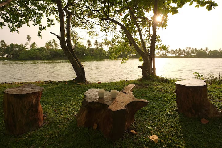 Riverside - Private River View Villa - Kovalam