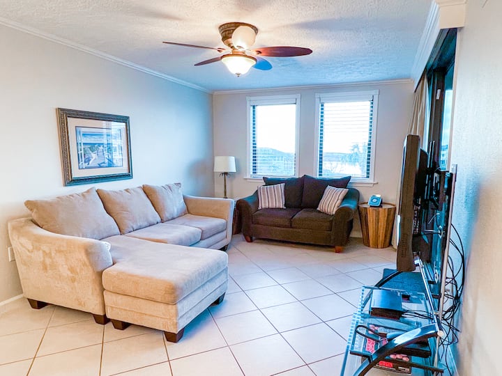 Your Perfect Beach Gateway In Destin, Florida! - Destin, FL