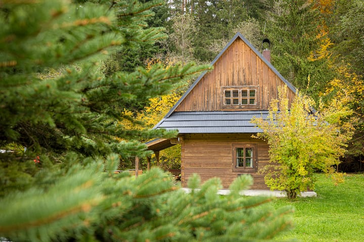 Wooden Cottage In Liptovský Dvor With Breakfast - Liptovský Ján