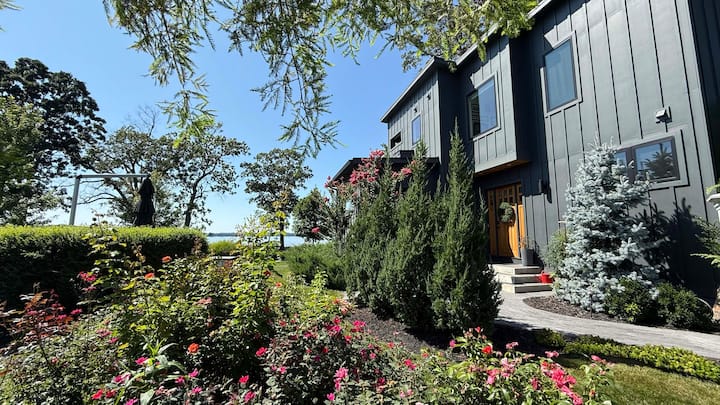 Luxe Modern Chesapeake Waterfront Oasis - 5 Star - Chesapeake Bay