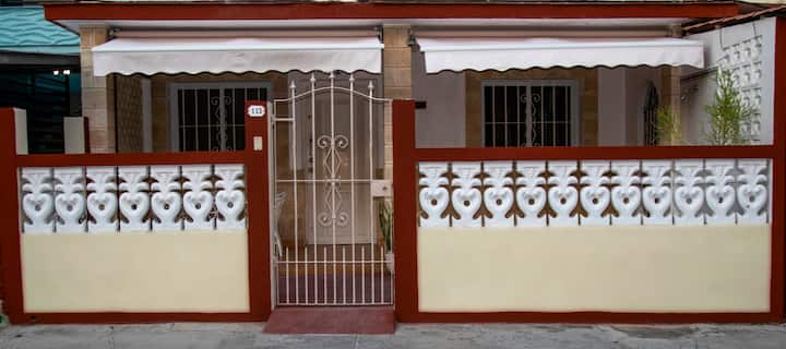 Casa Independiente Lazcano En Varadero - Varadero