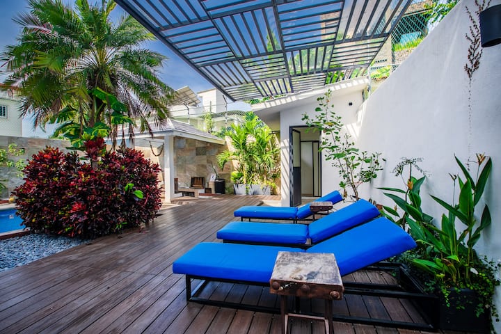 Luxury Oasis: Designer Villa With Pool And Garden - Puerto Vallarta