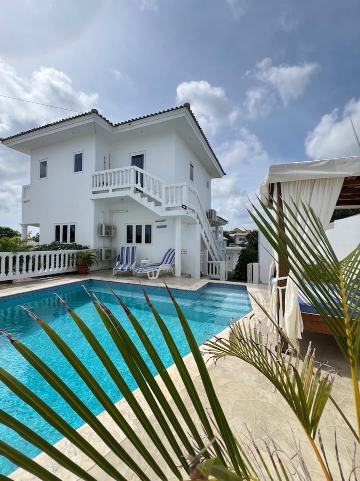 Divine Villa ; Private Pool - Curaçao