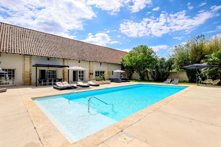 Magnifique Mas Camarguais Avec Piscine - Camargue