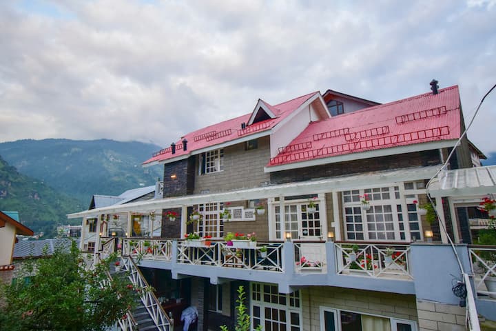 Boho 5 Bhk Villa : Wi-fi+cook+bbq+parking - Manali