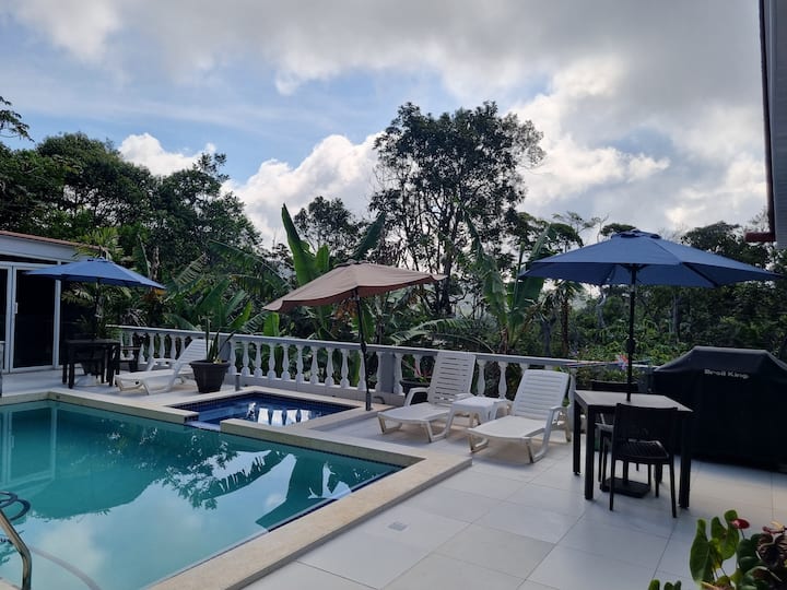 Villa Helena 3 Bedrms Los Altos De Cerro Azul - Panamá