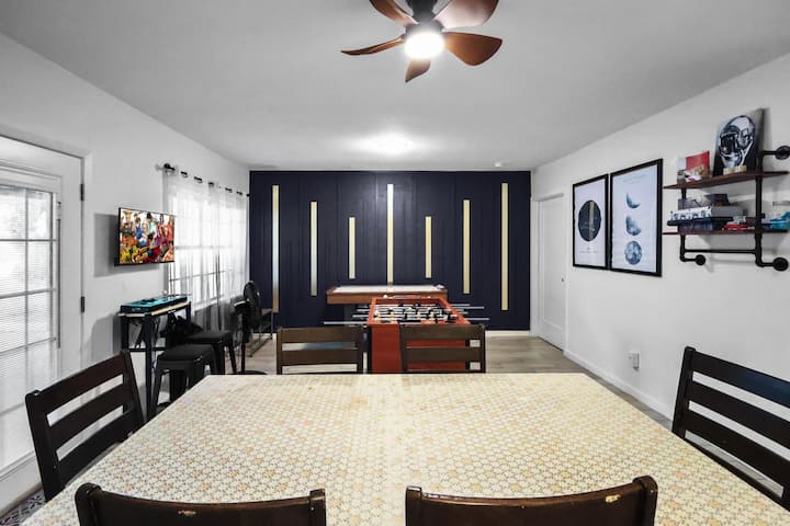 Comfortable & Spacious Home | Great Location - Fort Worth, TX