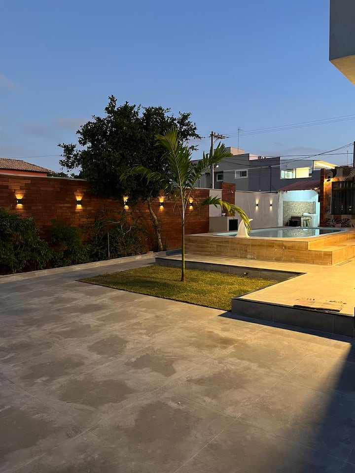 Casa Em Cabo Frio Com Piscina - Guriri - Cabo Frio