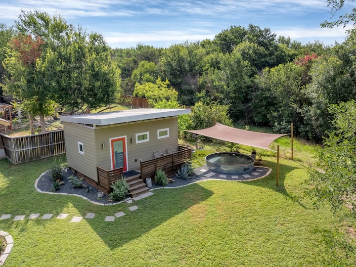 Private Tiny House Surrounded By Nature - Austin, TX