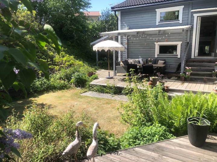 Underbar Villa I Stan Nära Till Bad, Ink Parkering - Estocolmo