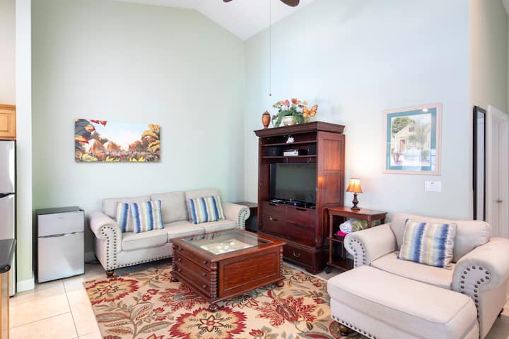 Poolside Cottage #411 - Key West, FL