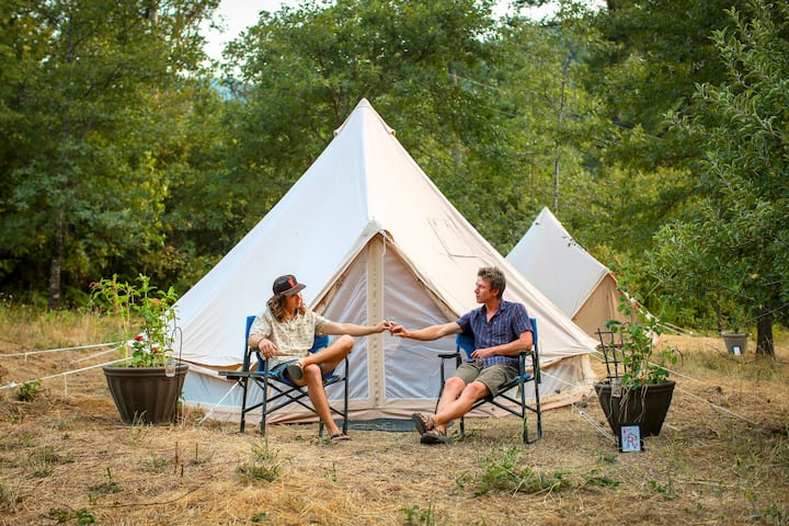 Cannabis Farm Glamping Retreat: Farm Meals & Kayak - Humboldt County, CA