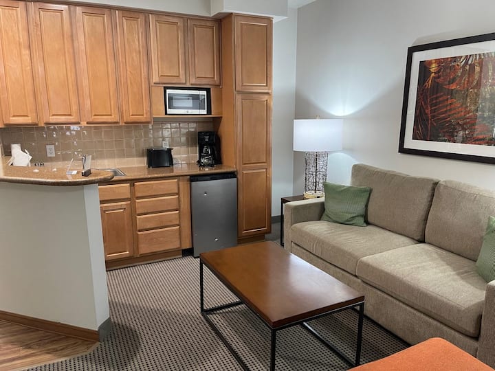 Wonderful 1br Apartment At Top-rated Resort - Pool - Las Vegas, NV
