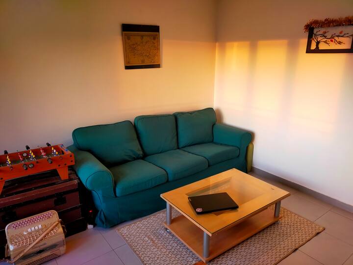 Chambre Calme Avec Vue Sur Le Lubéron - Pertuis