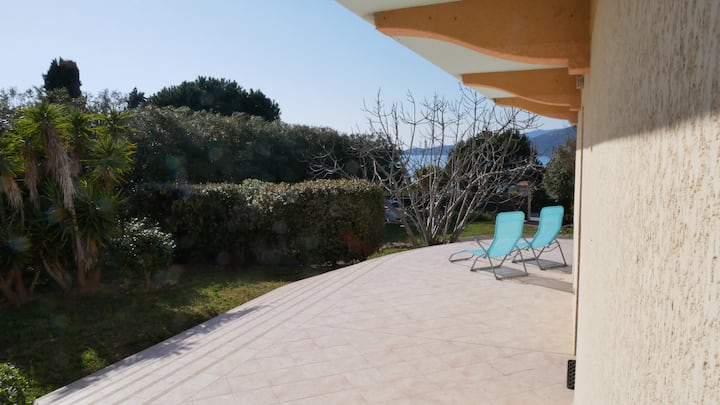 Vacances En Famille Avec Jardin, Plage 3min à Pied - Sagone