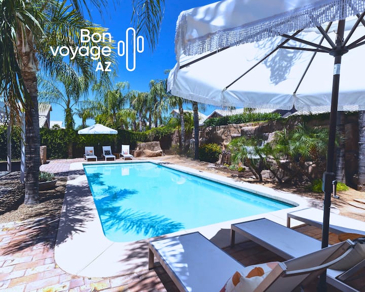 Peaceful Getaway W/ Pool, Hot Tub & Fire Pit - Phoenix
