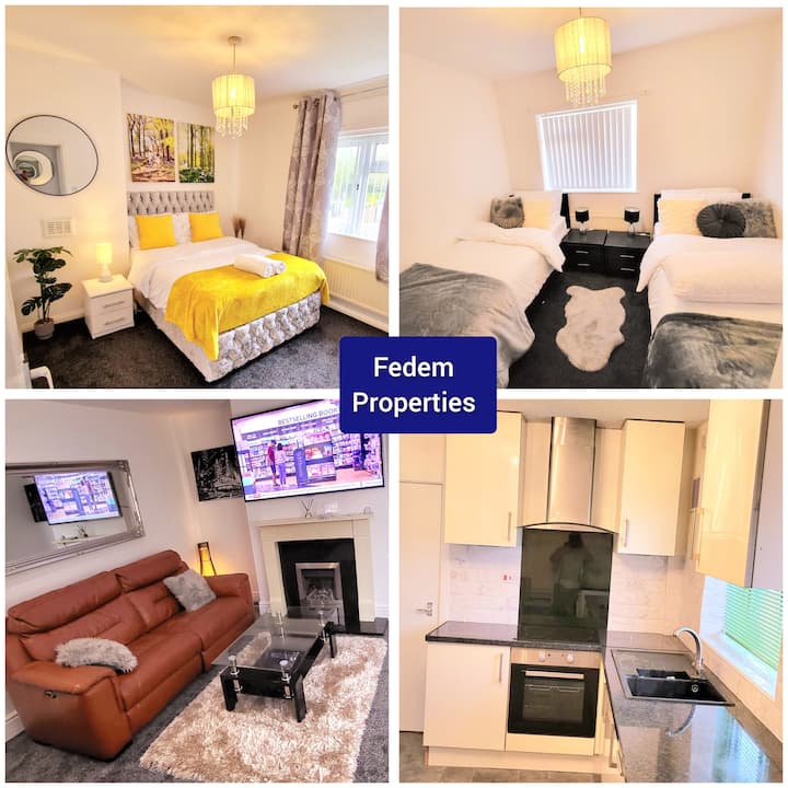 Lovely 3 Bedroom House (Entire House And Parking) - Nottingham