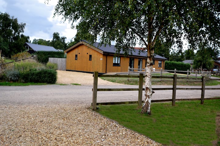 New Build, 4 All En Suite Bedrooms - Cambridgeshire