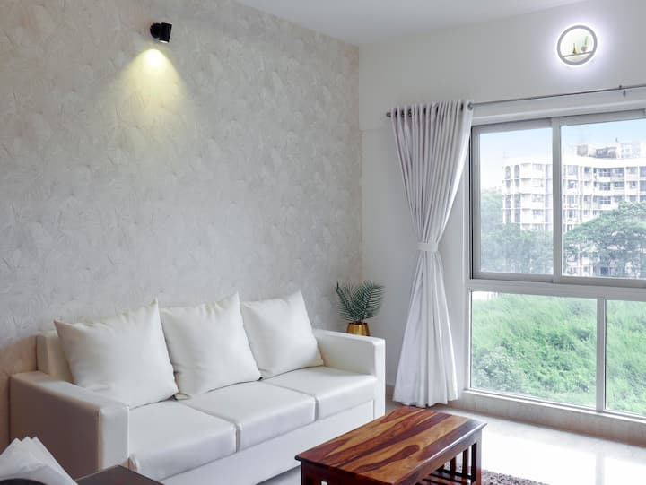 La-france 2 Bedrooms On Higher Floor - Mumbai