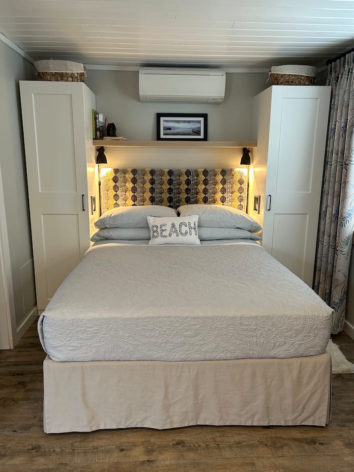 Naramata Lakeside Guesthouse-private Guest Suite - Naramata