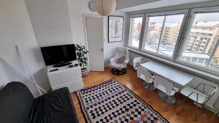 Tiny Penthouse With Great Location & Stunning View - Helsinki