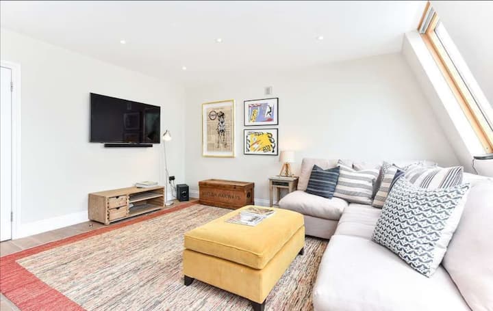 Rooftop Eyrie In Heart Of Vibrant Notting Hill - Chelsea, Londra