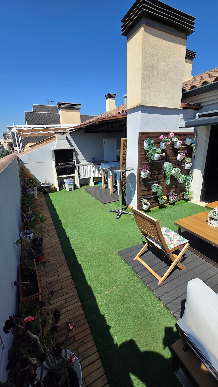 Precioso áTico | Céntrico, Moderno Y Con A/c - Benicasim
