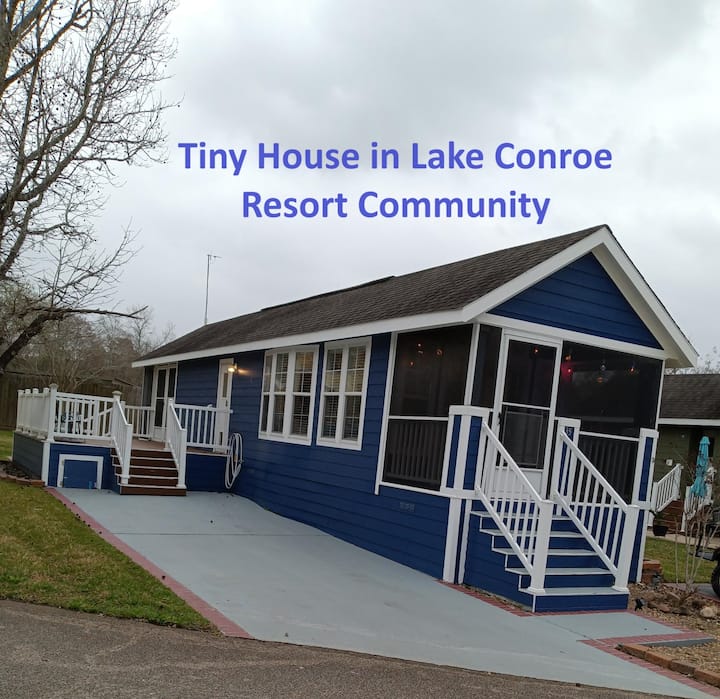 Little Blue - Pet Friendly Lake Resort Tiny Home - Willis, TX