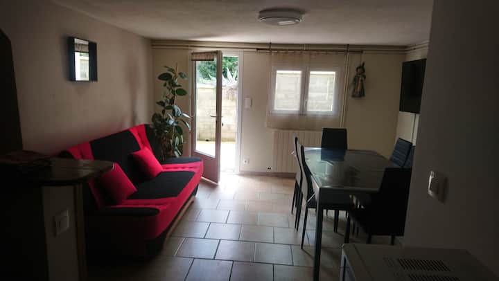 Appartement Rez De Jardin Terrasse Cour - Anduze