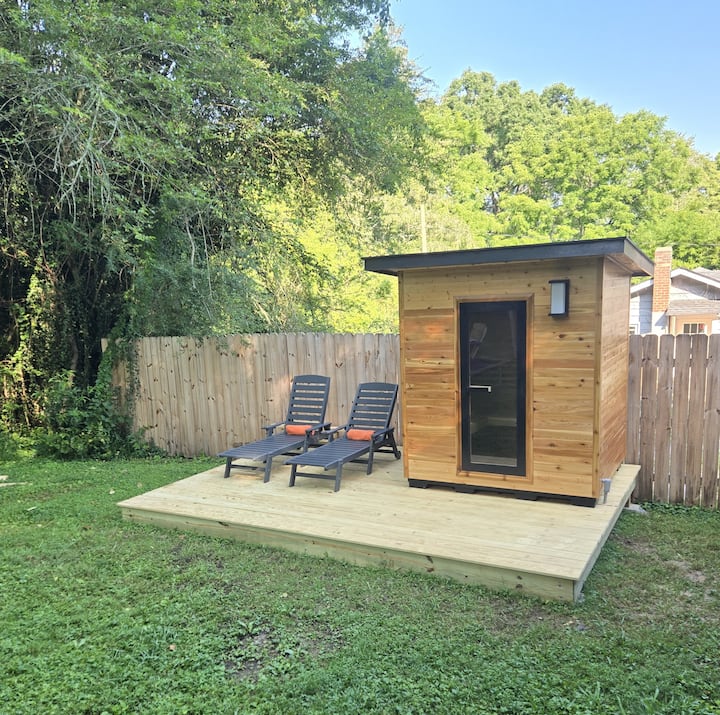 Sauna, Walk Downtown, Bike Storage + Pisgah&dupont - Brevard, NC