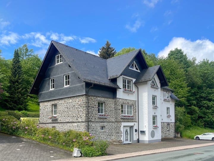 Appartement In Villa Die Sonne Met Tuin - Willingen