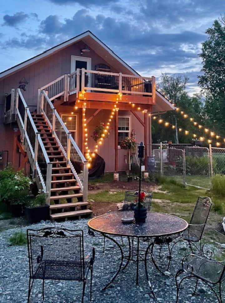 West Of Lazy Retreat & Relax - Palmer, AK