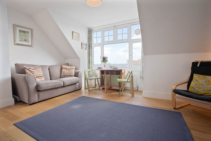 Seaview Apartment, 1 Min To Beach And Town - Sheringham
