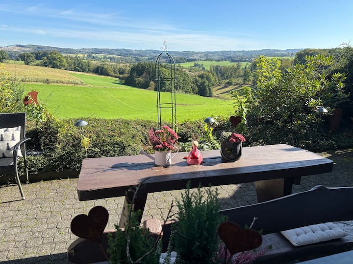 Schöne Ferienwohnung Mit Ausblick In Die Natur - Halver